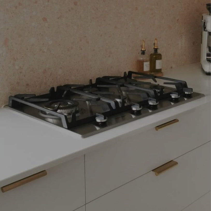 What is the Difference Between Freestanding and Under-Bench Dishwasher ...